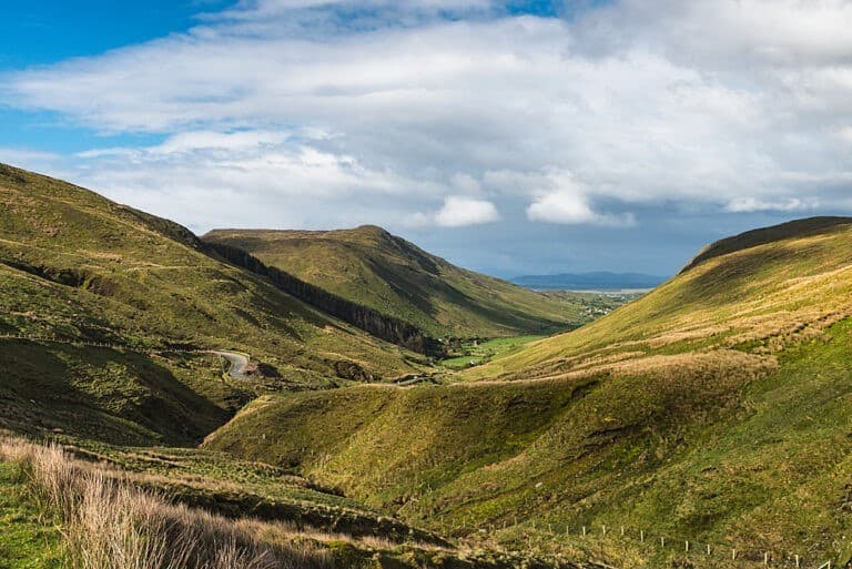 Glengesh Pass (Malaidh Ghleann Gheis) - Wild Atlantic Way